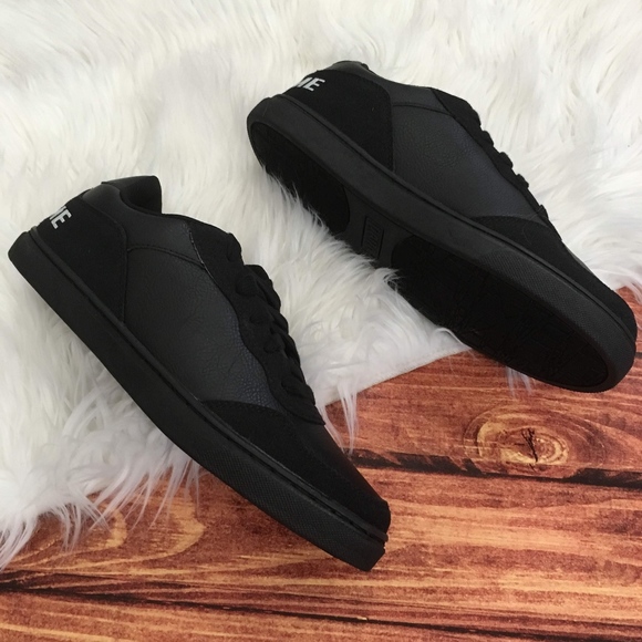 Dada Supreme | Shoes | Dada Supreme Black Low Top Fashion Sneakers ...